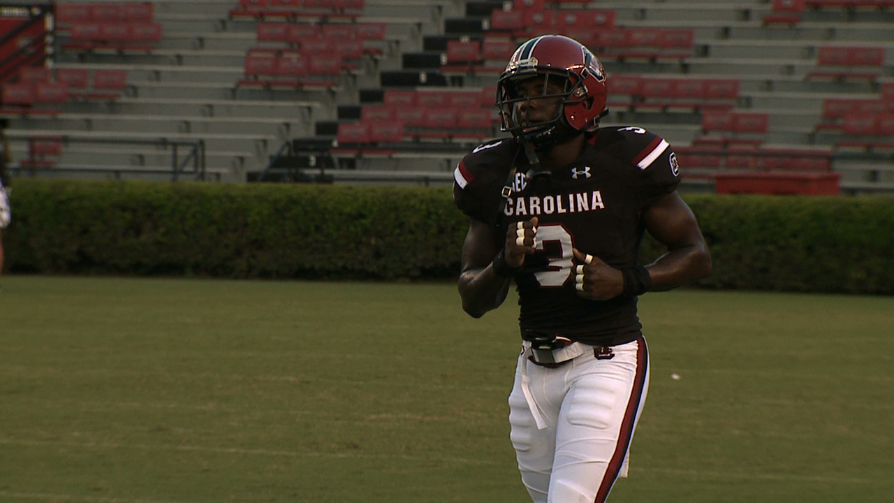 WATCH: Gamecock great Chris Lammons makes nice interception Thursday ...