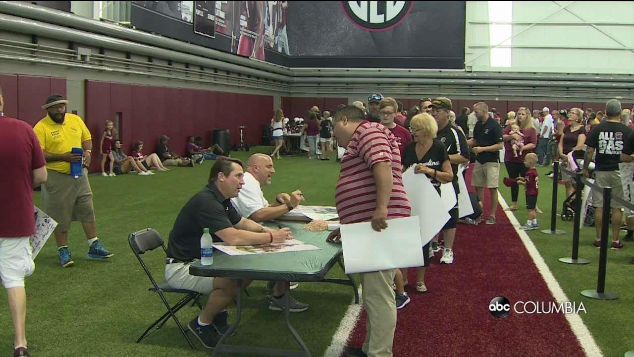 Gamecocks celebrate Fall Sports Fan Day - ABC Columbia