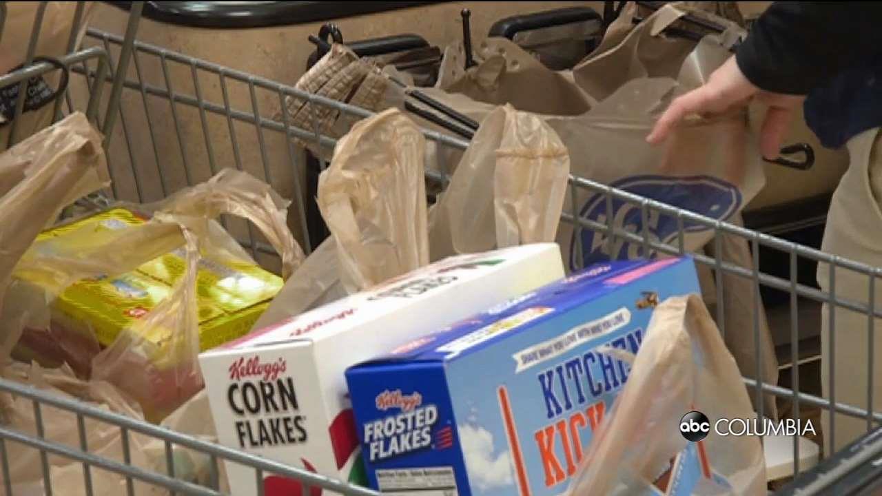 Kroger plans to phase out plastic bags by 2025