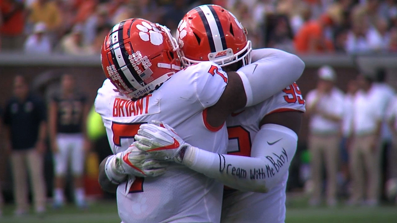 No. 3 Clemson powers past Georgia Tech, 49-21 Saturday - ABC Columbia