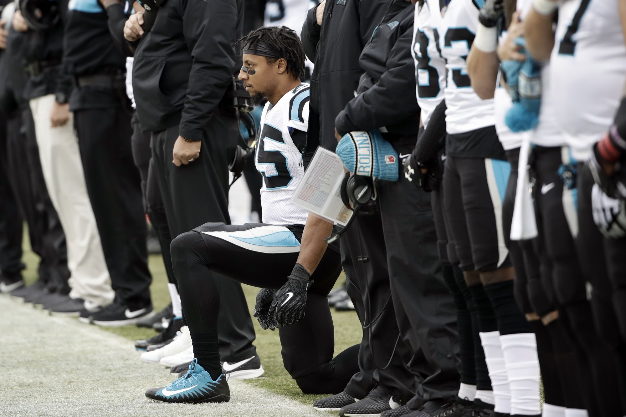 Panthers release Eric Reid 1 year after contract extension - ABC Columbia