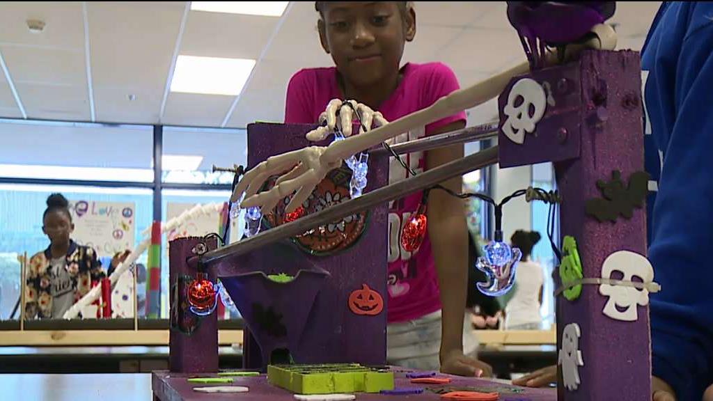 SC fifth graders create roller coasters for science
