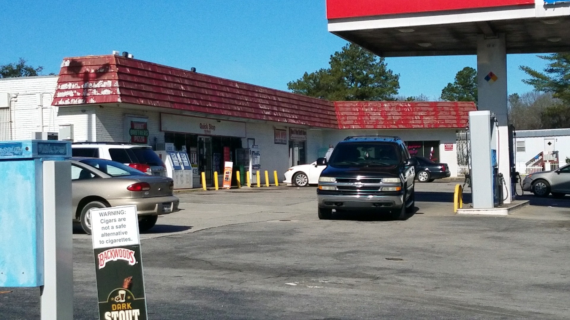 Man dies after shooting at Richland County gas station - ABC Columbia