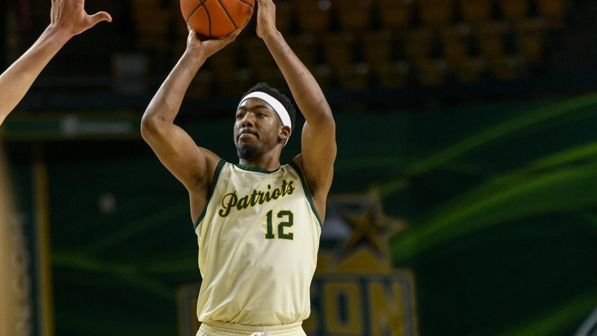 Gamecocks land transfer from George Mason - ABC Columbia