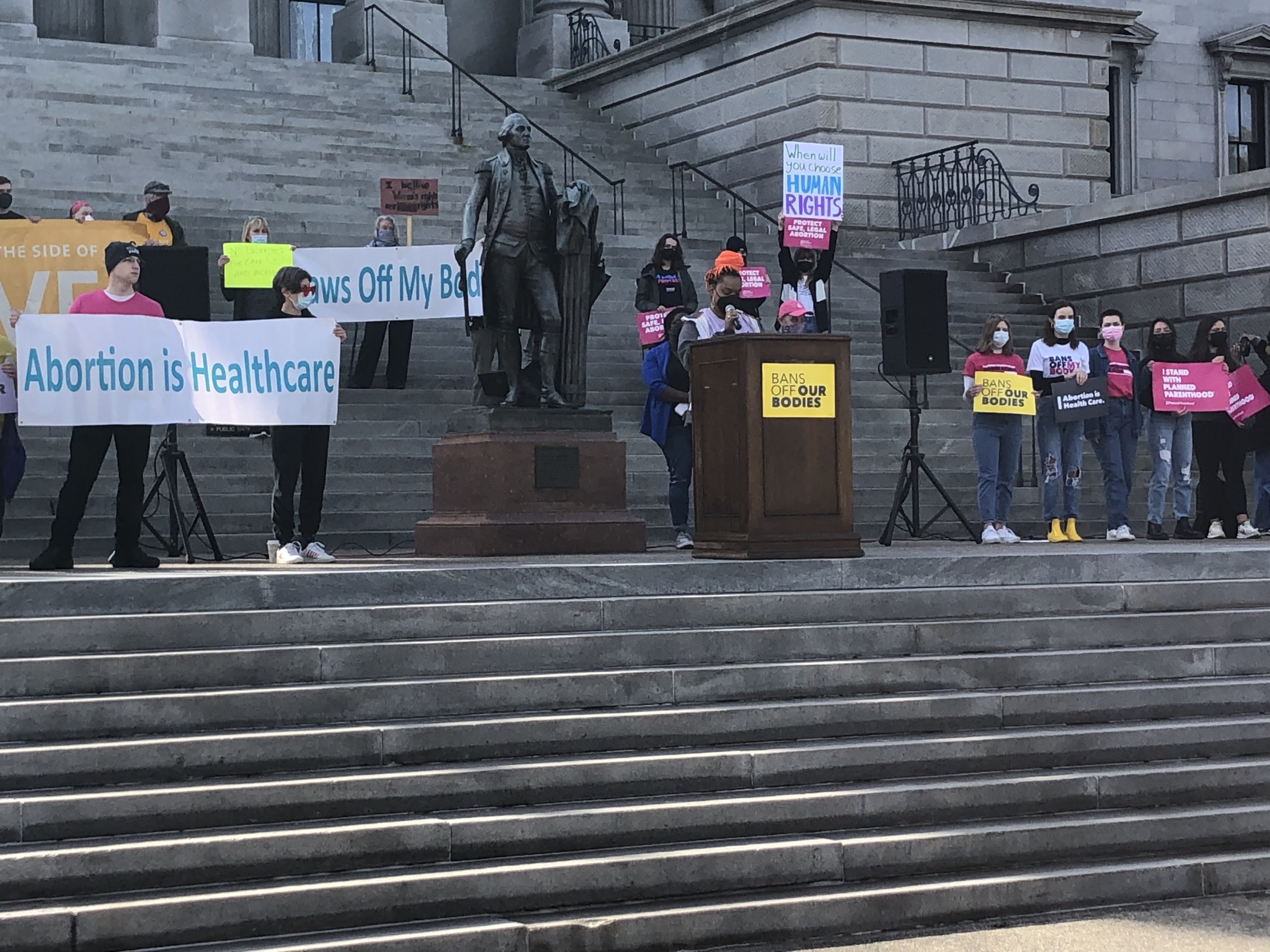 Abortion rights advocates gather outside Statehouse - ABC Columbia