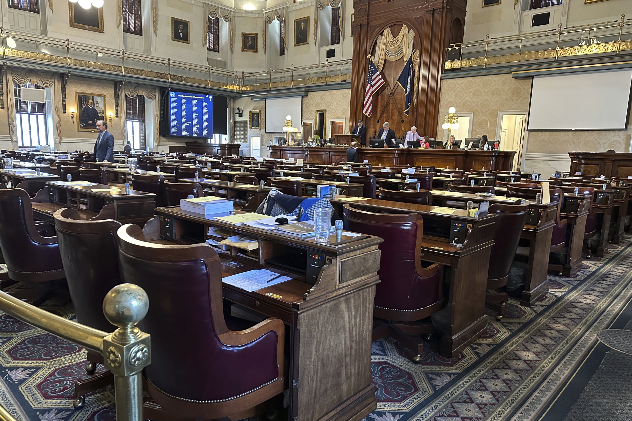 South Carolina House, Senate say they're still working on budget - ABC ...