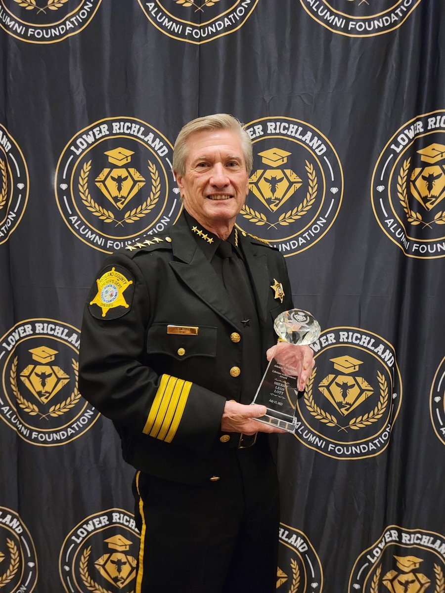 Richland Co. Sheriff Leon Lott receives Lifetime Achievement Award ...