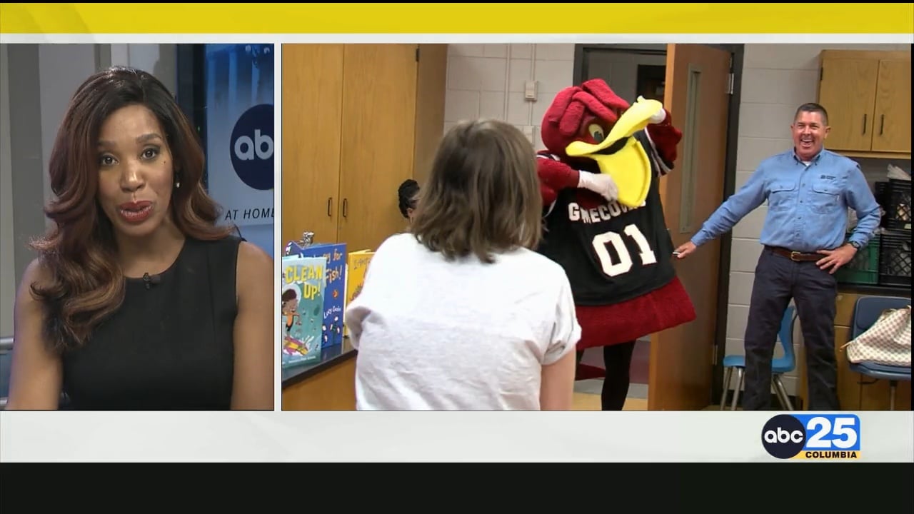 Area students get to jump on the Cocky Reading Express - ABC Columbia