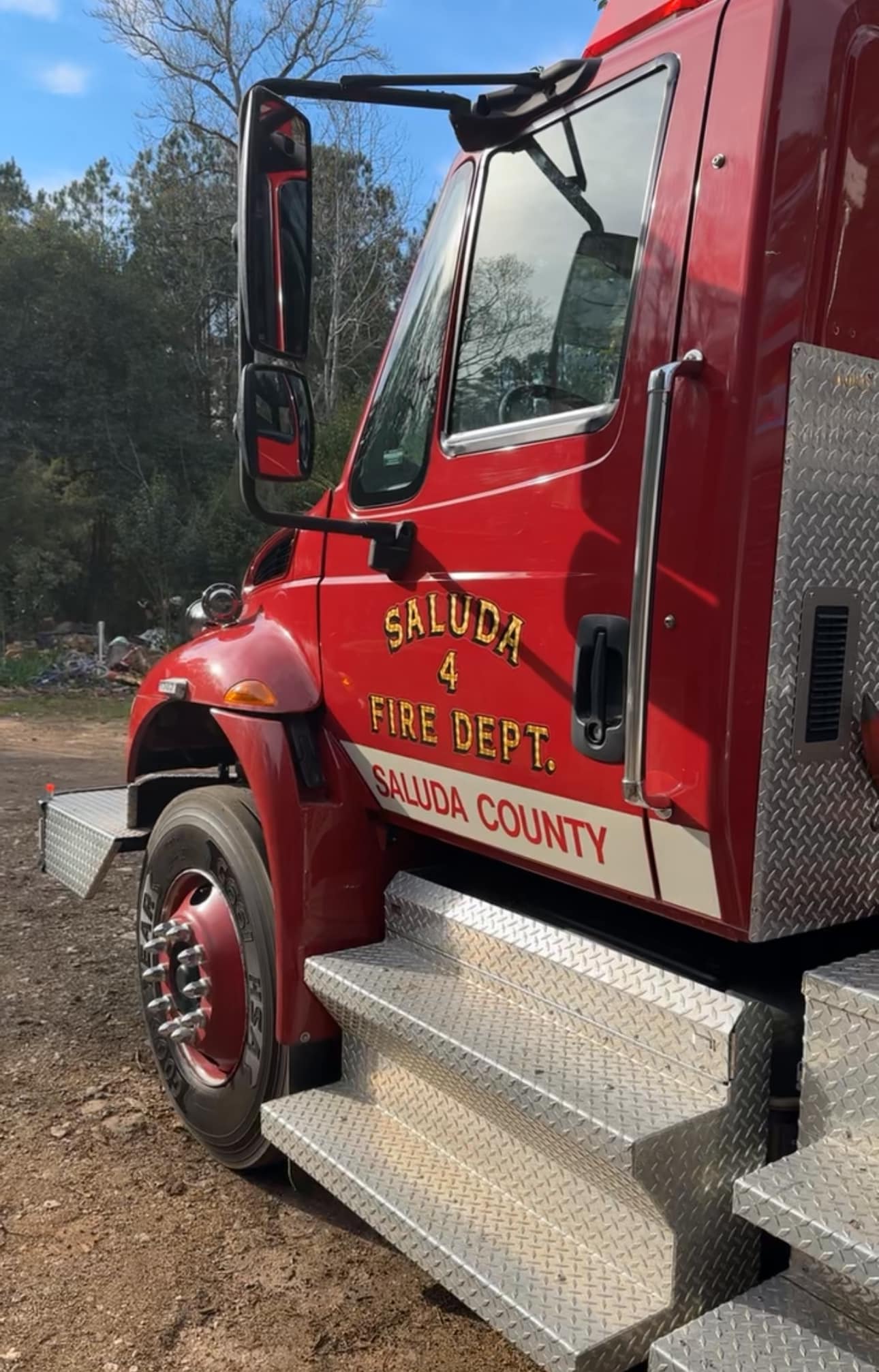 Saluda Fire (1) - ABC Columbia