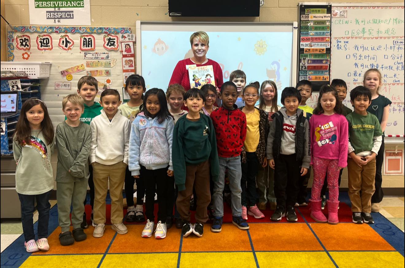 ABC Columbia's Kelly Coakley reads to elementary students - ABC Columbia