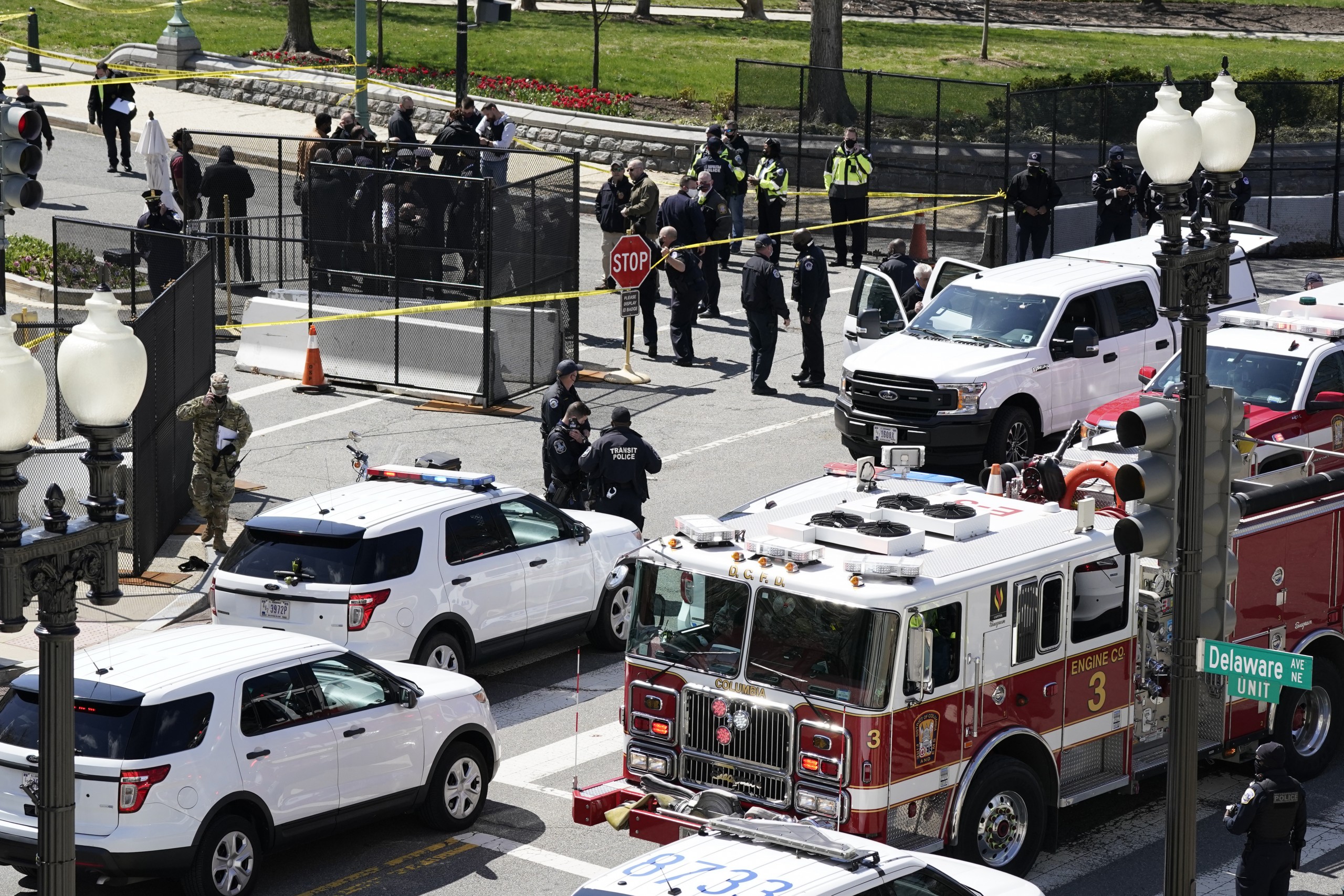 Man Rams Barricade at U.S. Capitol; Man and Police Officer Killed ...