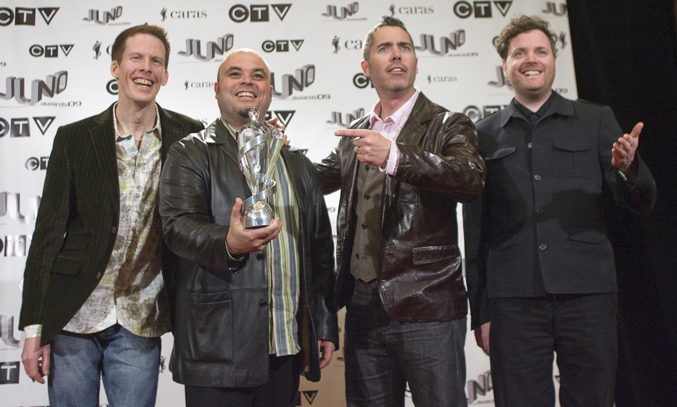 Barenaked Ladies Drop AI Video For ‘One Week’ - Alt 98.7 FM | WXCT-FM