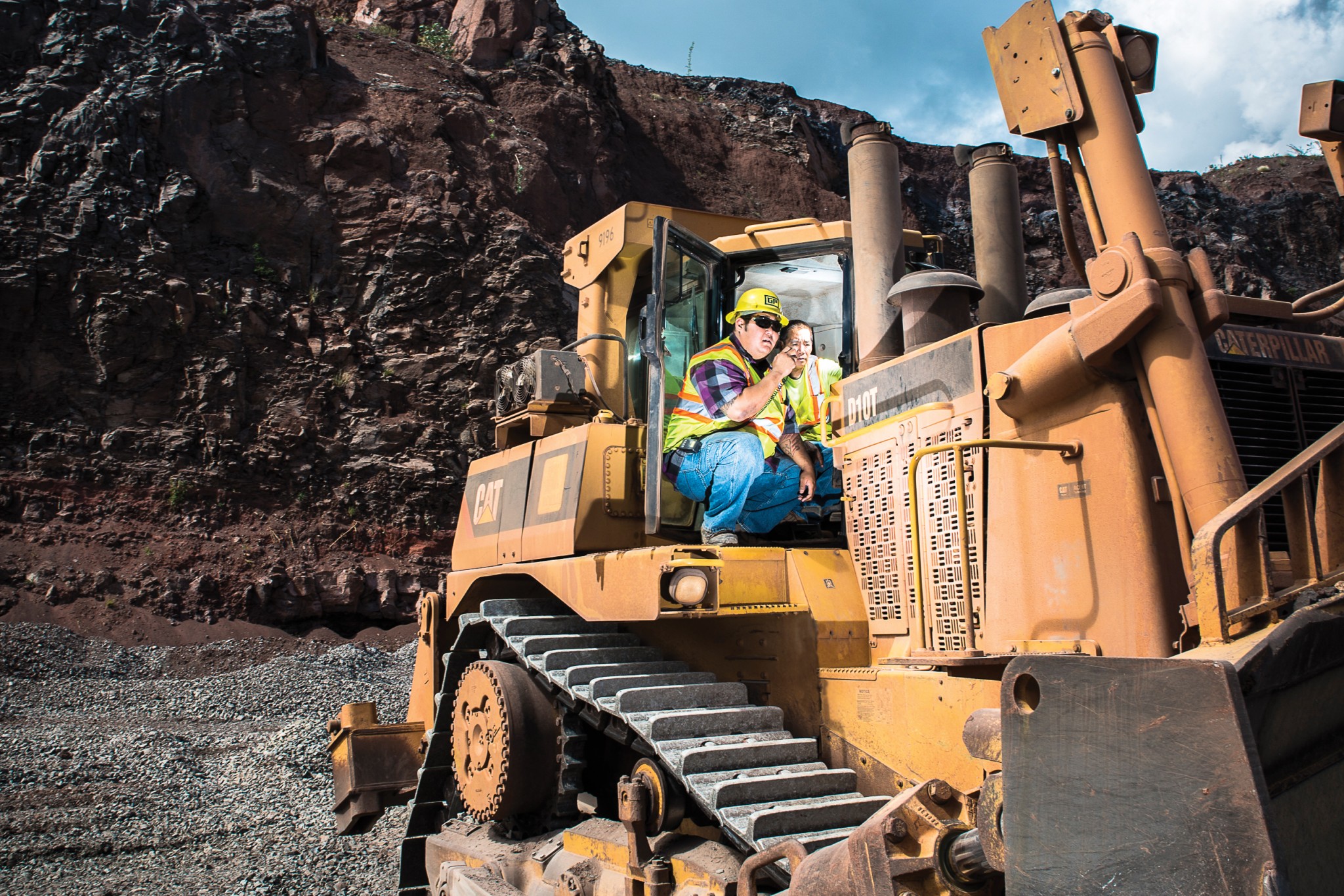 Parting Shot: Digging Rocks - Hawaii Business Magazine