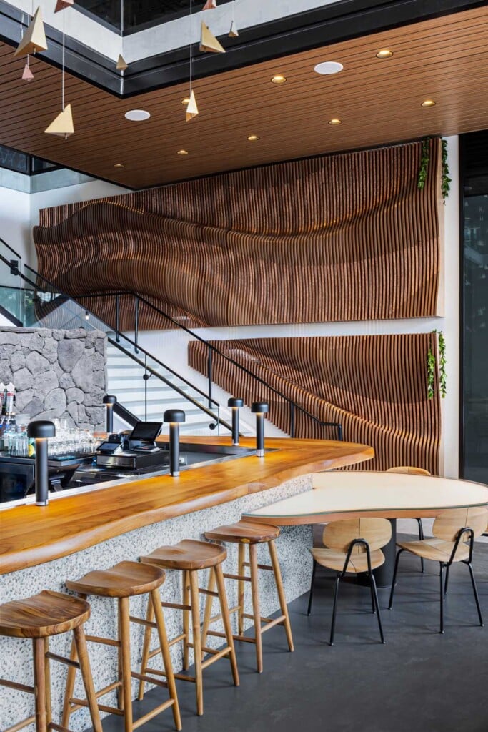 Full-Service Grocery Store Waikiki Market Grand Opening - Hawaii ...