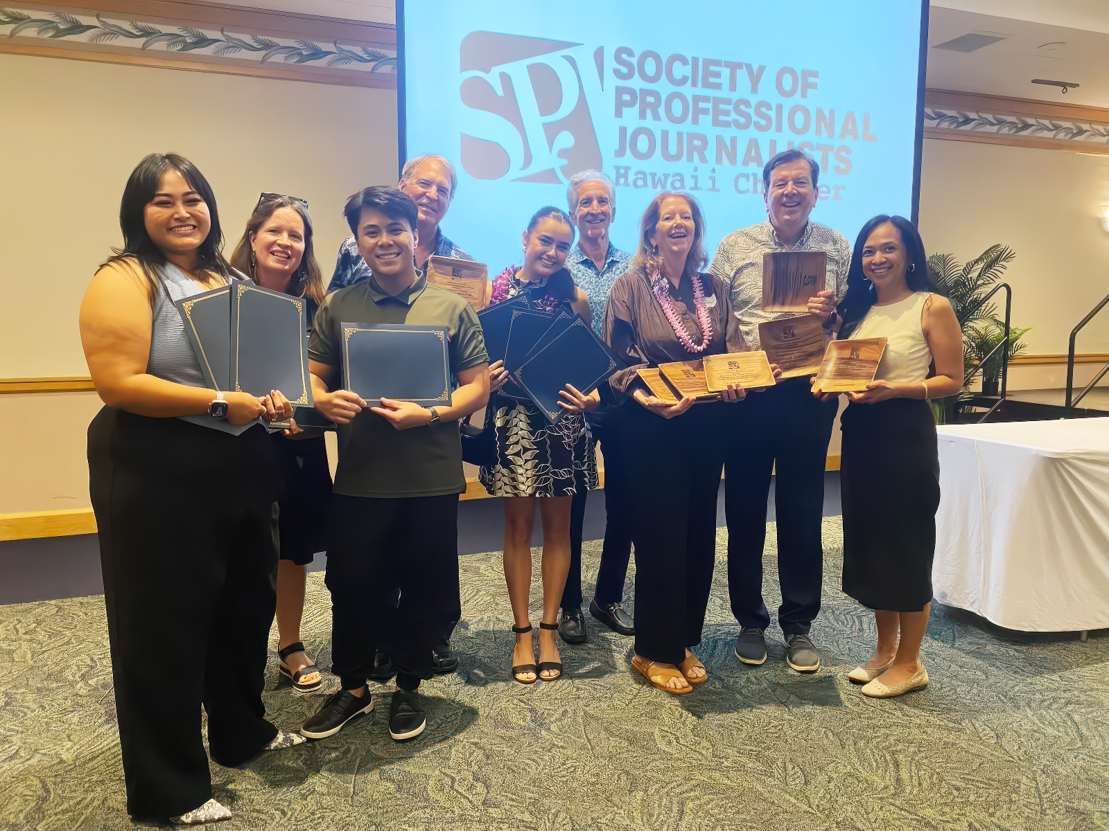 Hawaii Business Wins 19 Awards, Including 7 Top Prizes - Hawaii ...