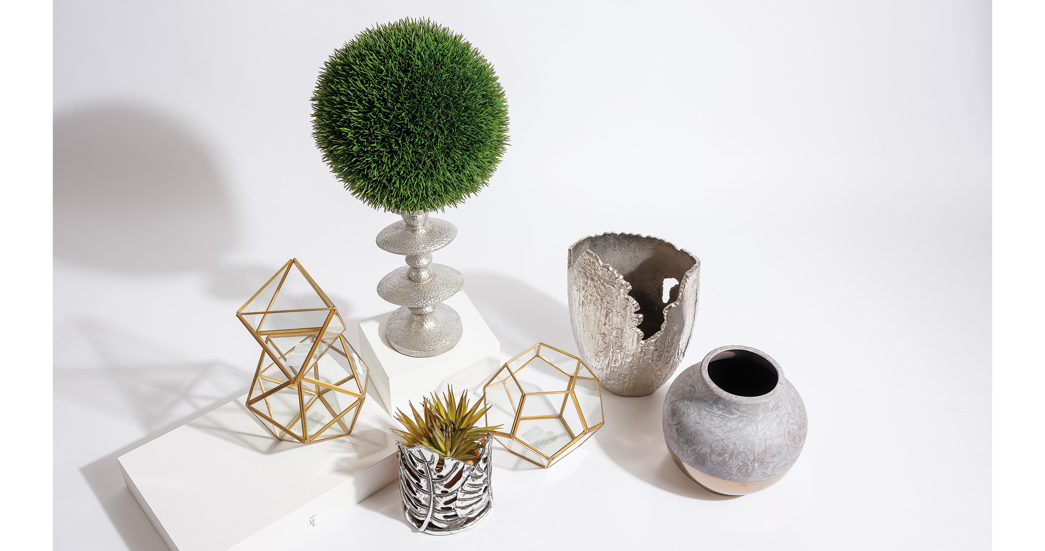 Styling Your Home with Sculptural Pots and Vases - Hawaii Home + Remodeling
