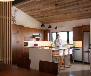 A Modern Family: Midcentury modern kitchen designed for comfort ...