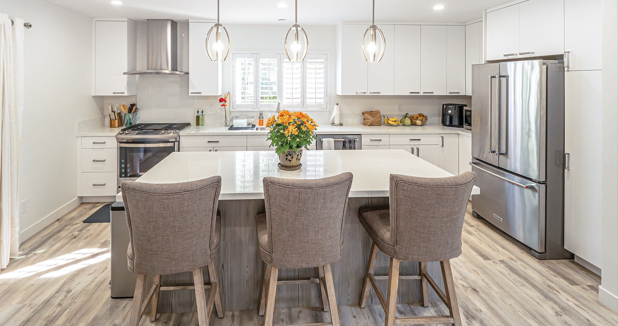 Rebuilding a House for Two Generations - Hawaii Home + Remodeling