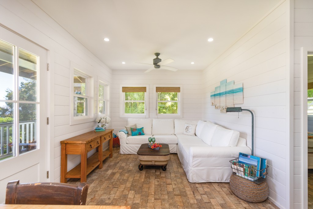 Paradise is Found in this Hawaii Island Home - Hawaii Home + Remodeling