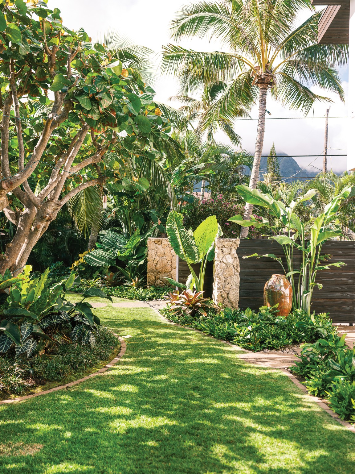 2022 Readers’ Choice Awards: Landscape Design - Hawaii Home + Remodeling 2022 Readers’ Choice Awards: Landscape Design - Hawaii Home + Remodeling