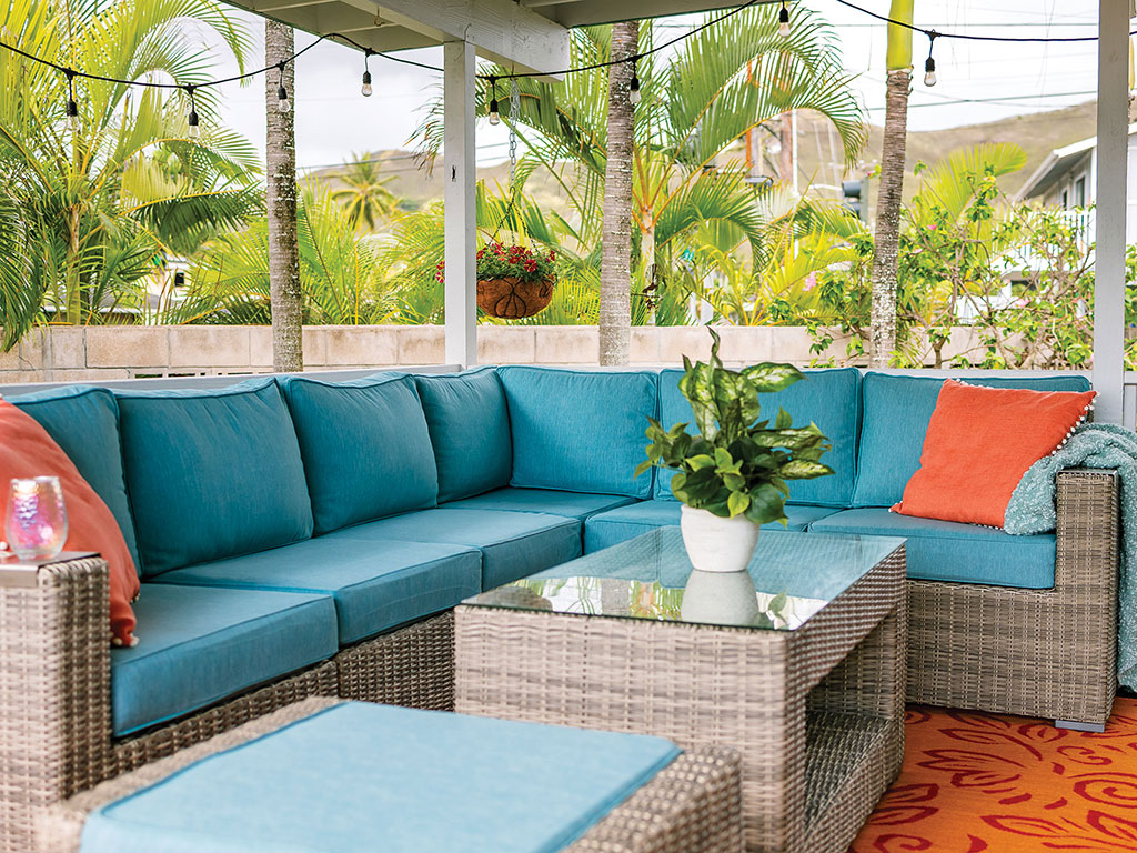 Indoor-Outdoor Living Island-Style - Hawaii Home + Remodeling