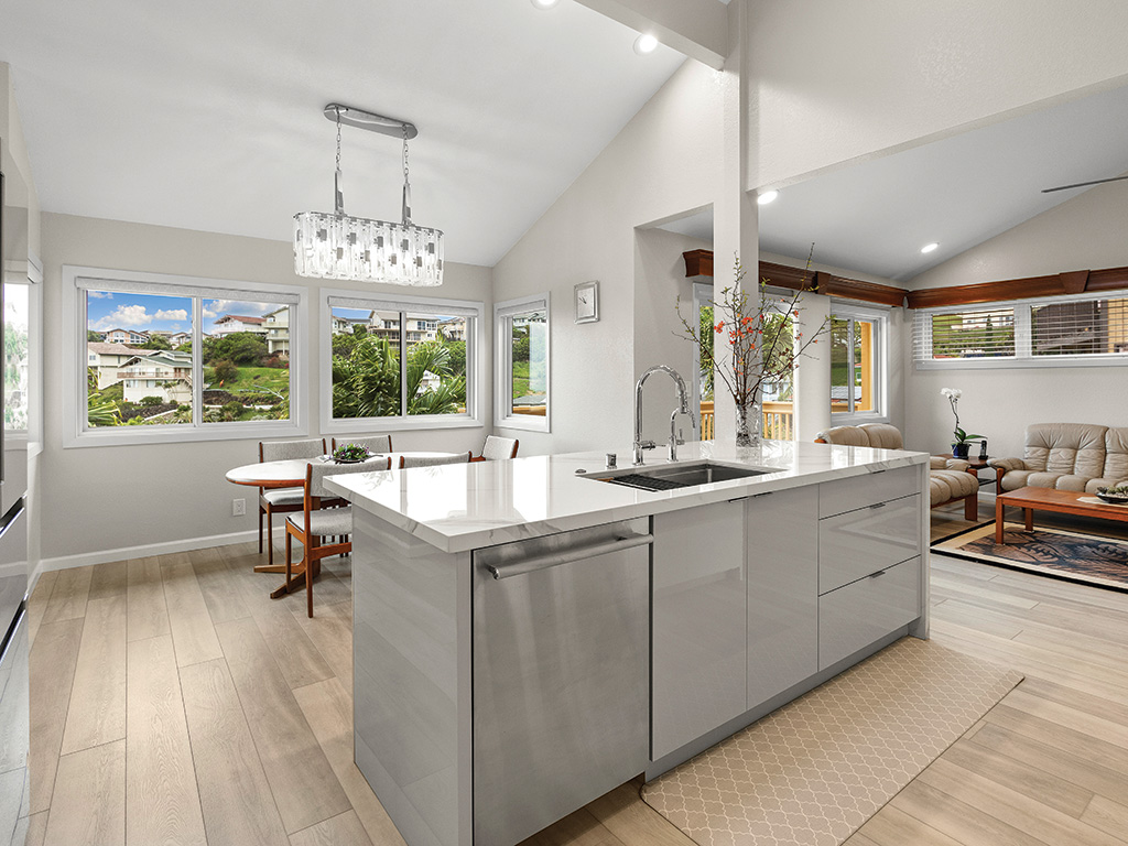 This Family Kitchen is Reimagined in a Ridgeside Revival