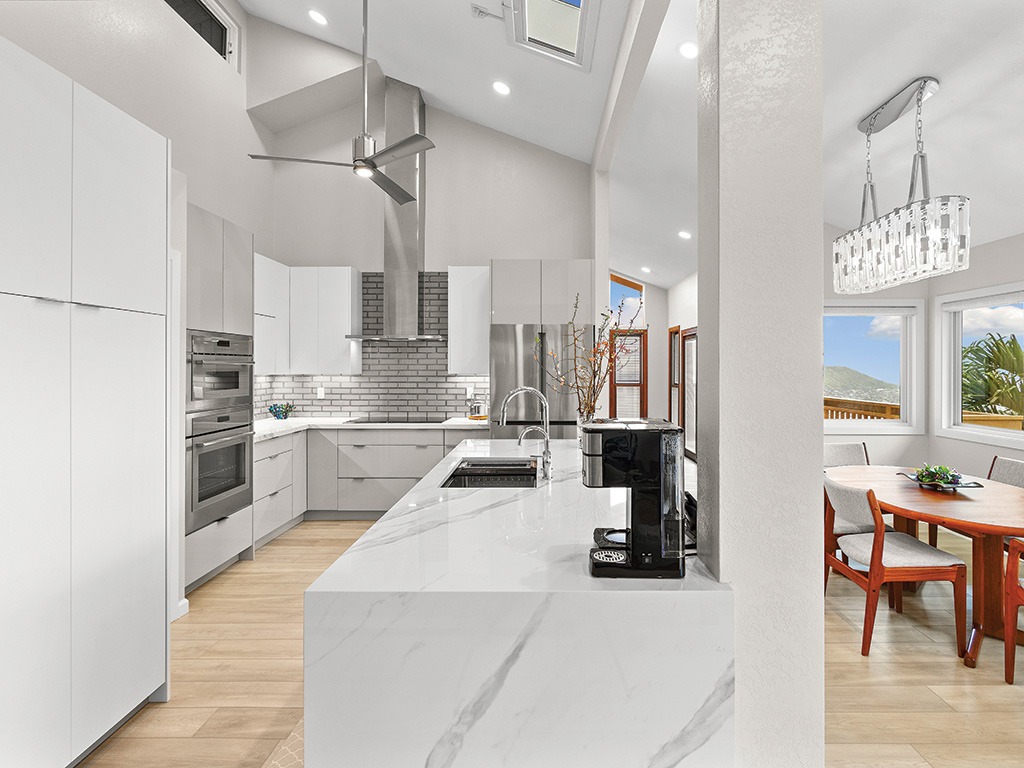 This Family Kitchen is Reimagined in a Ridgeside Revival