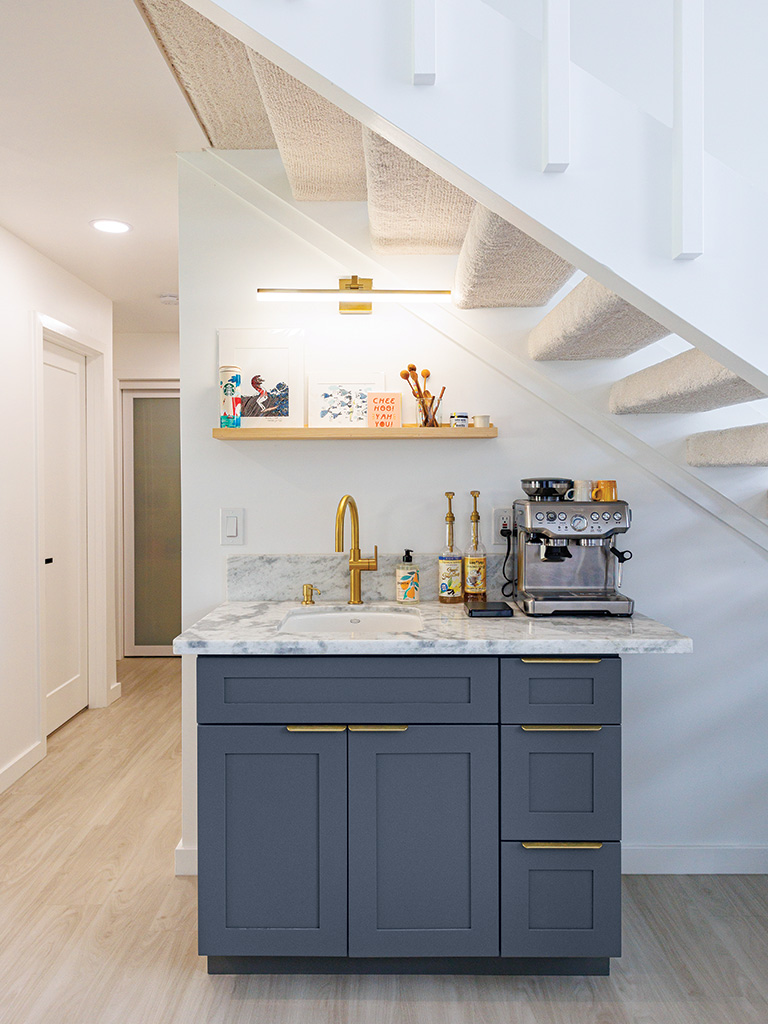 A Modern Kitchen Breathes New Life into a 50-Year-Old House