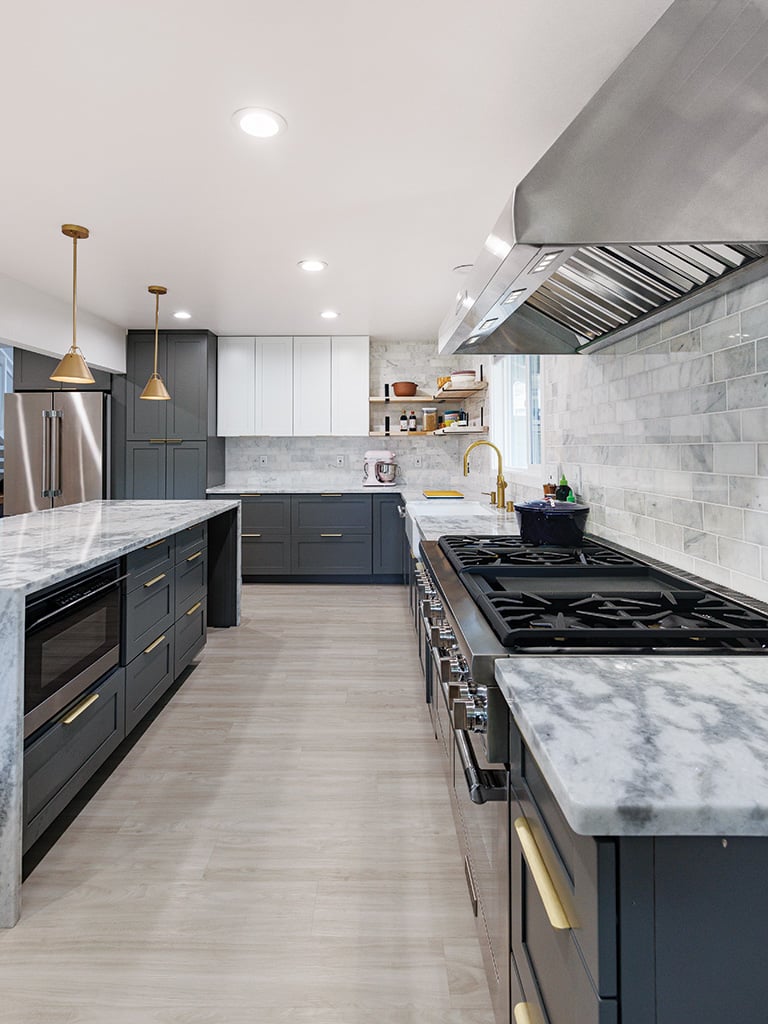 A Modern Kitchen Breathes New Life into a 50-Year-Old House