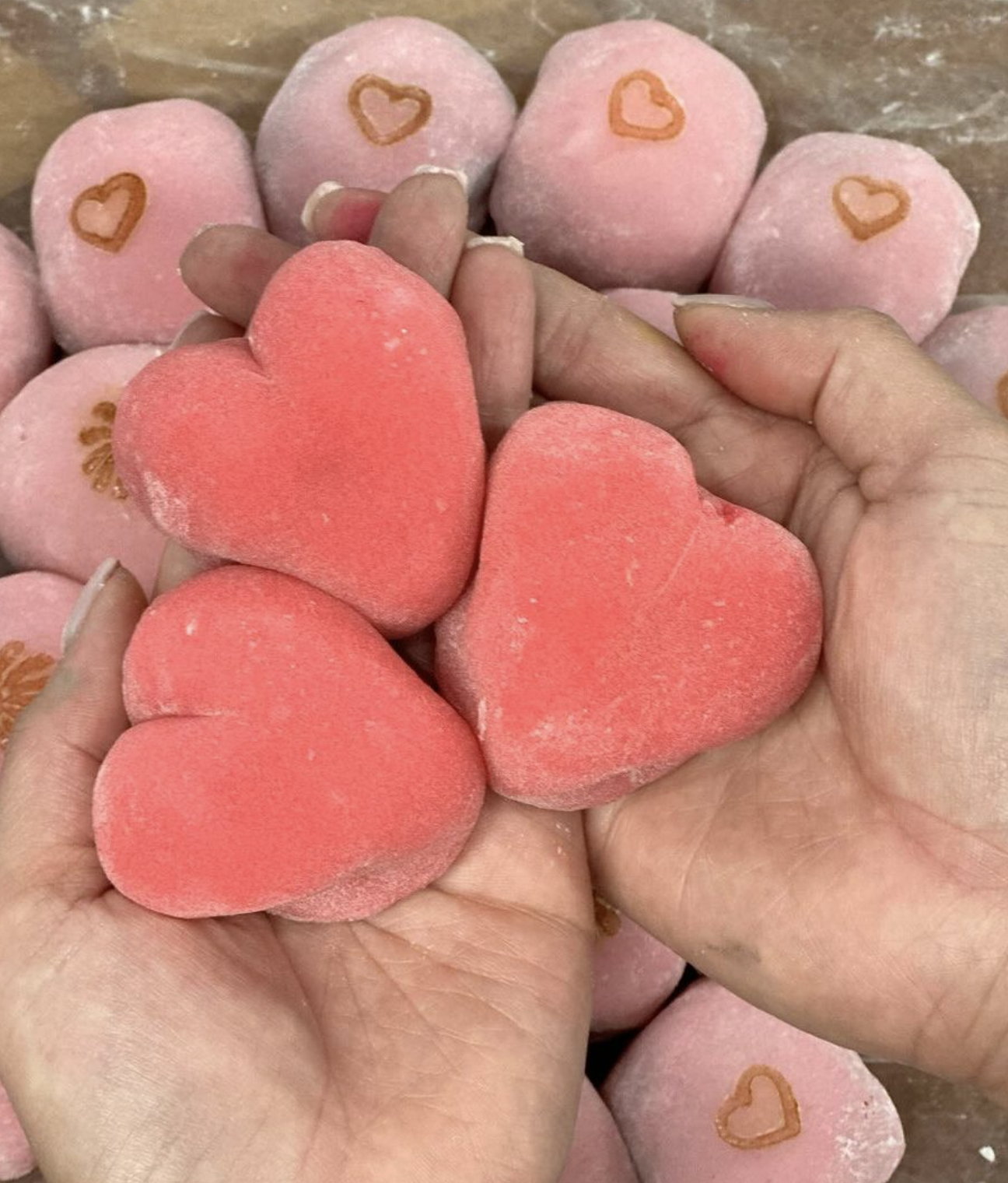 You Can’t Miss This Popular Mochi Shop in Hilo - Hawaii Magazine