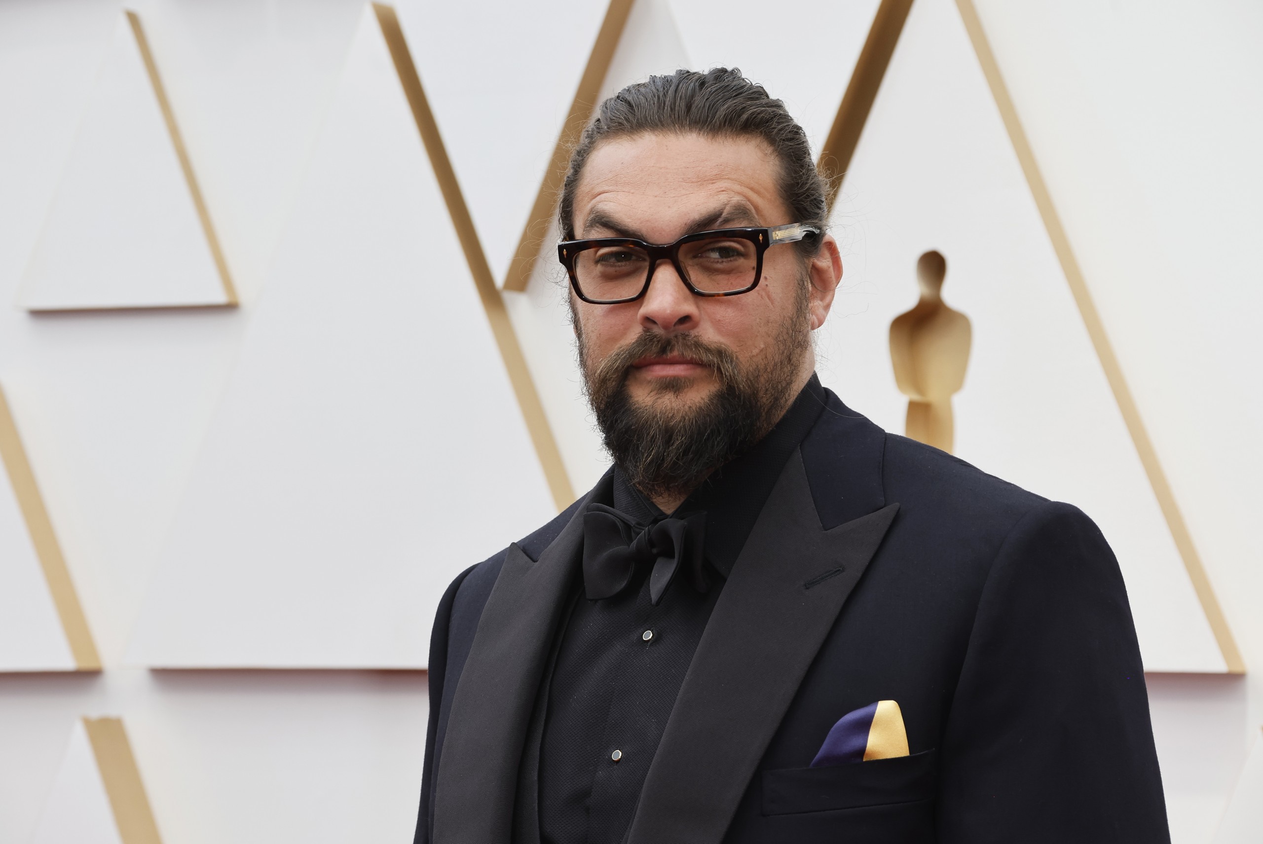Jason Momoa Bares It All In Fishing Trip Video - Hits 96 | WDOD-FM
