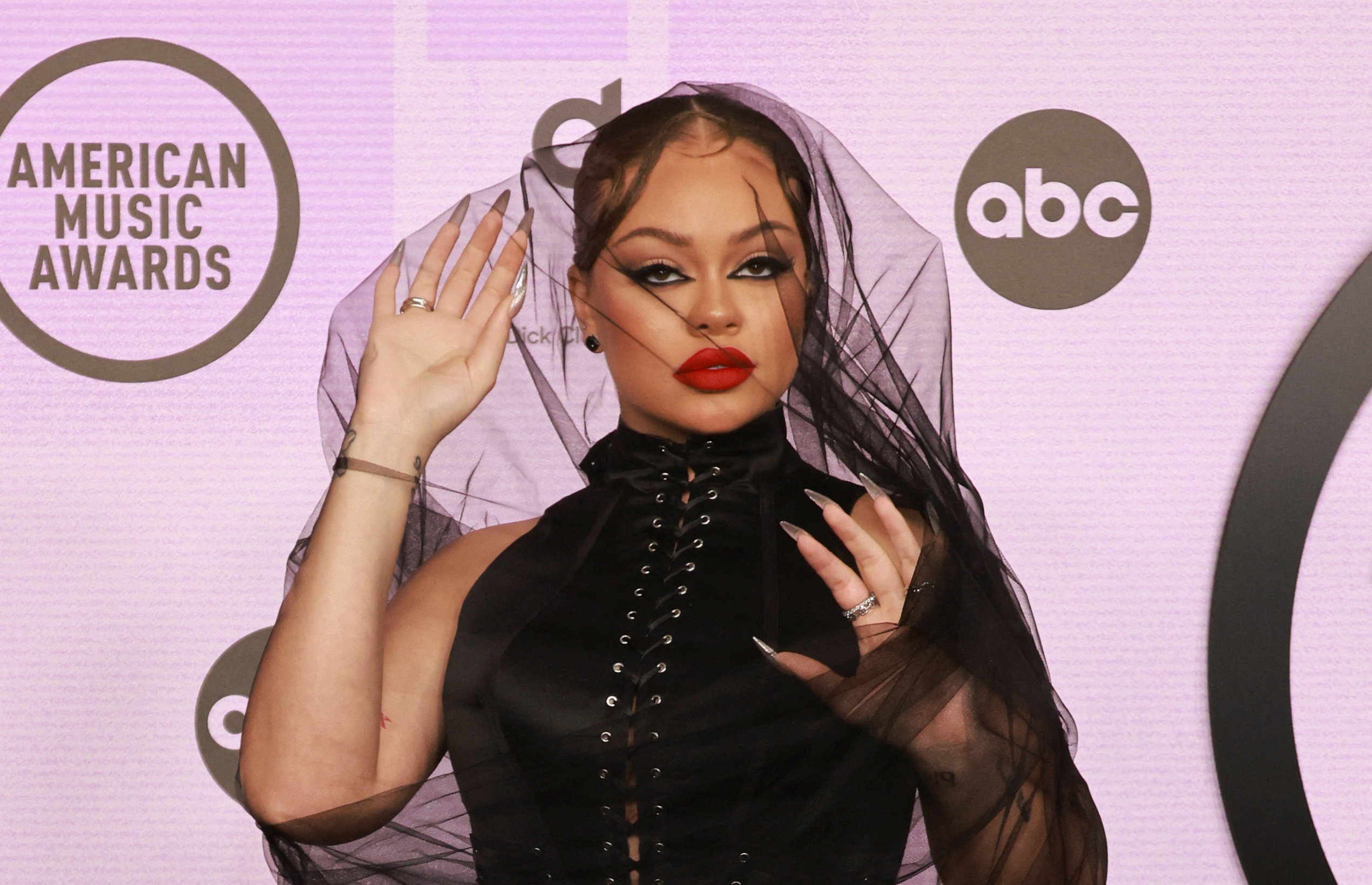 Don't Play With Latto - Hits 96 | WDOD-FM