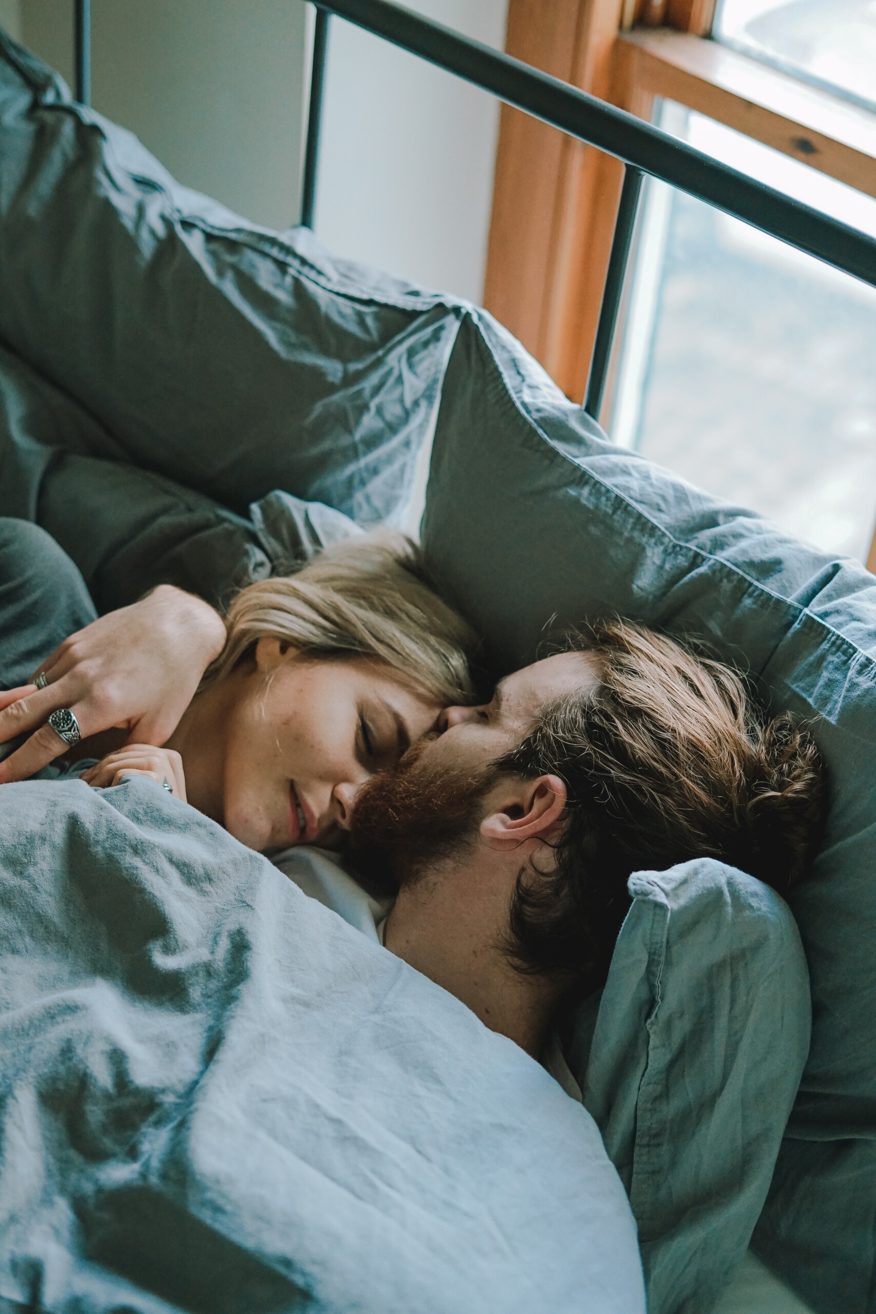Do You Go to Bed at the Same Time As Your Partner? - Hits 96 | WDOD-FM