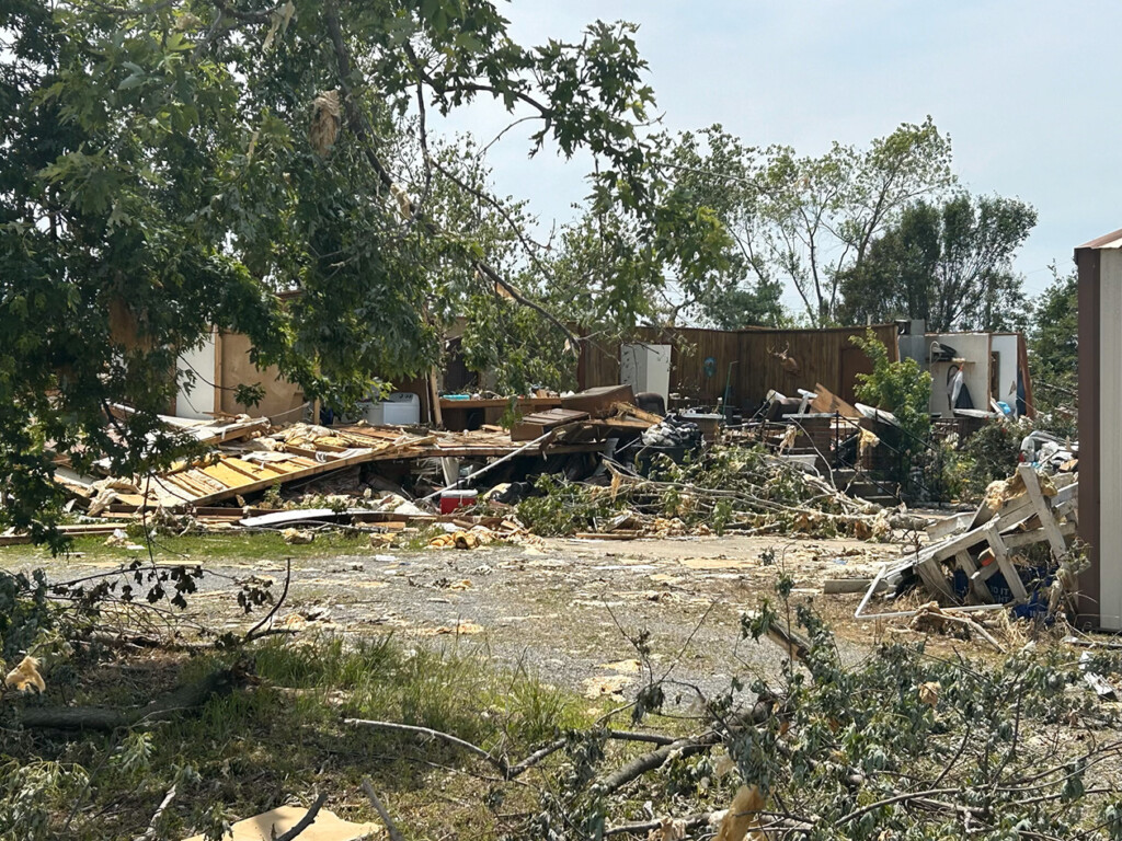 Ef 3 Tornado In Morehouse Ef 2 Tornadoes Confirmed In Sikeston