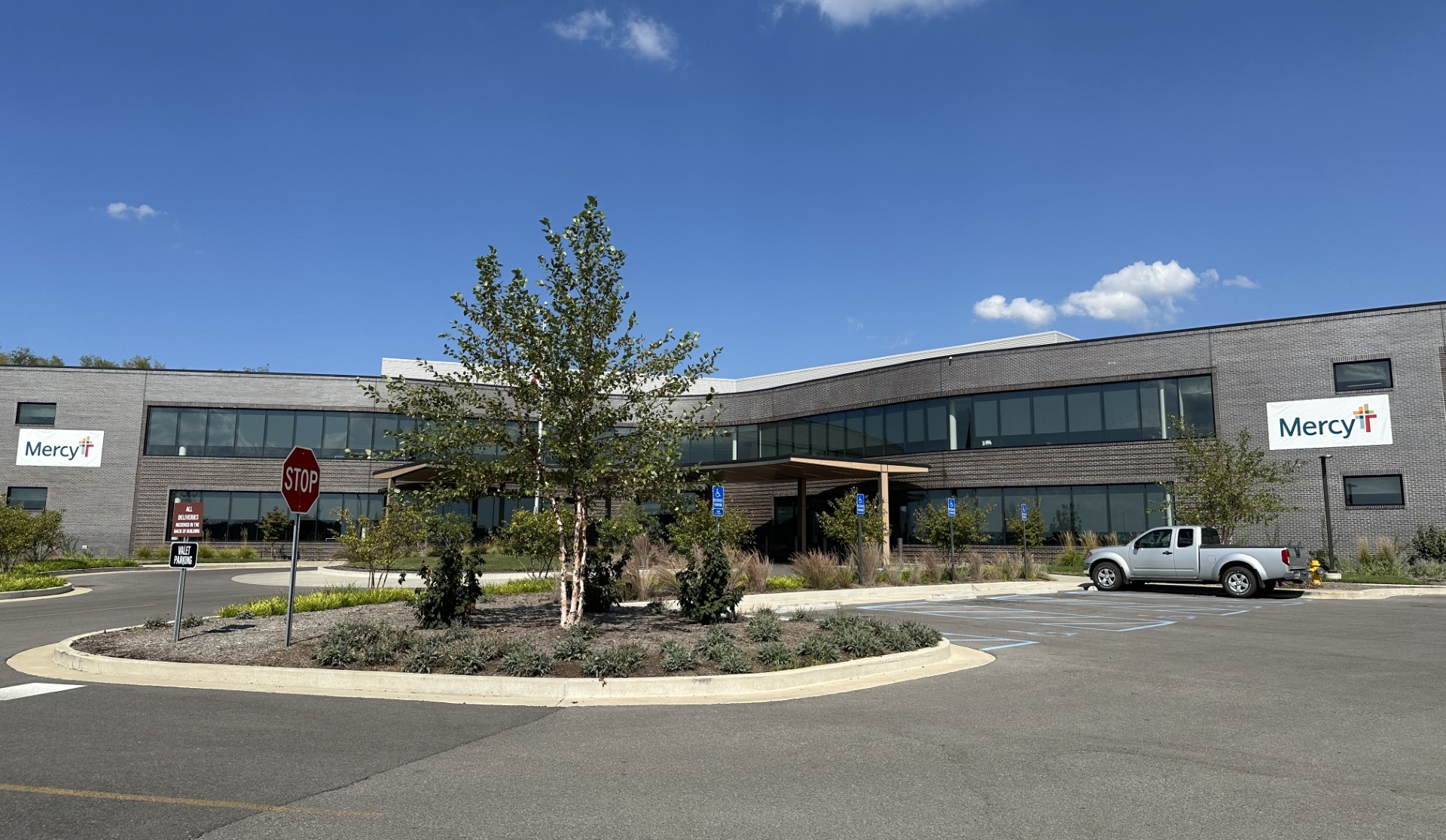 Mercy Southeast opens Orthopedic walk-in clinic - KBSI FOX23 News Cape ...