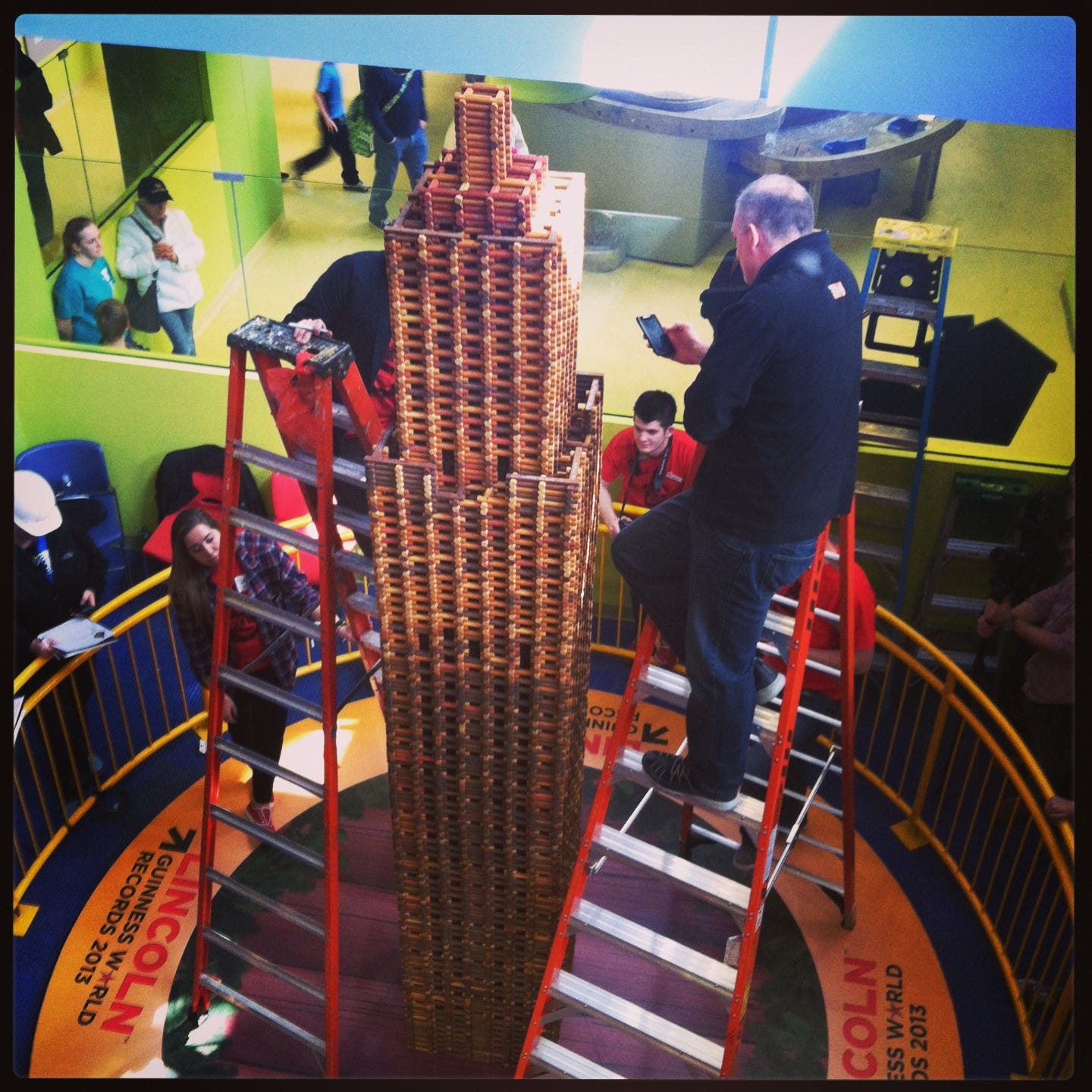 Lincoln breaks record for tallest Lincoln Log structure