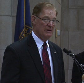 Sen. Tom Carlson announces candidacy for governor