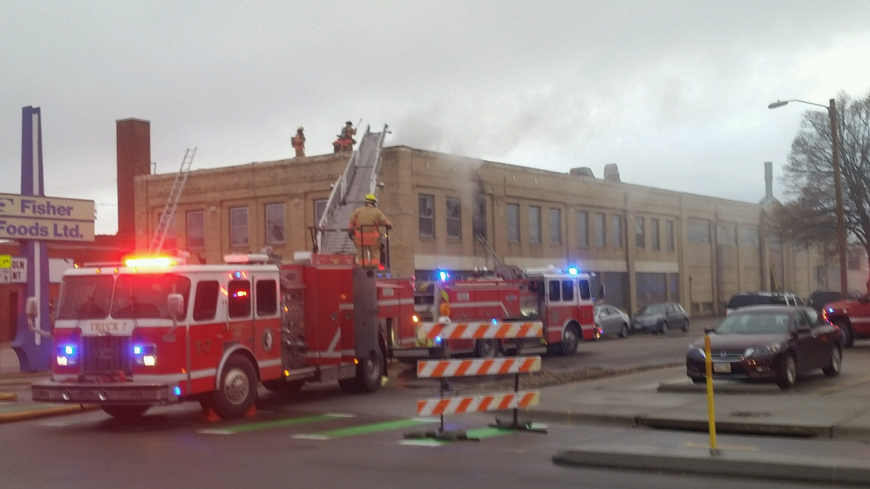 LFR responding to 2-alarm fire at 20th & N