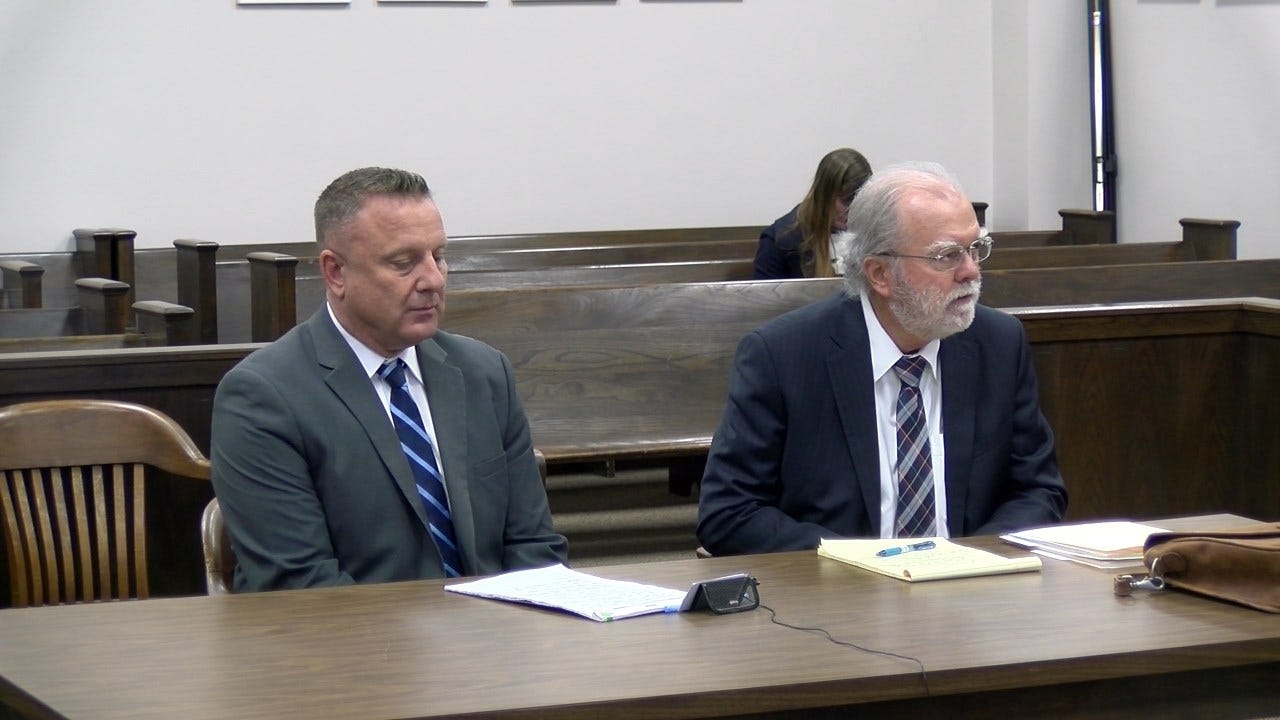 Stebbing fined more than $2,500 for selling vehicles without the