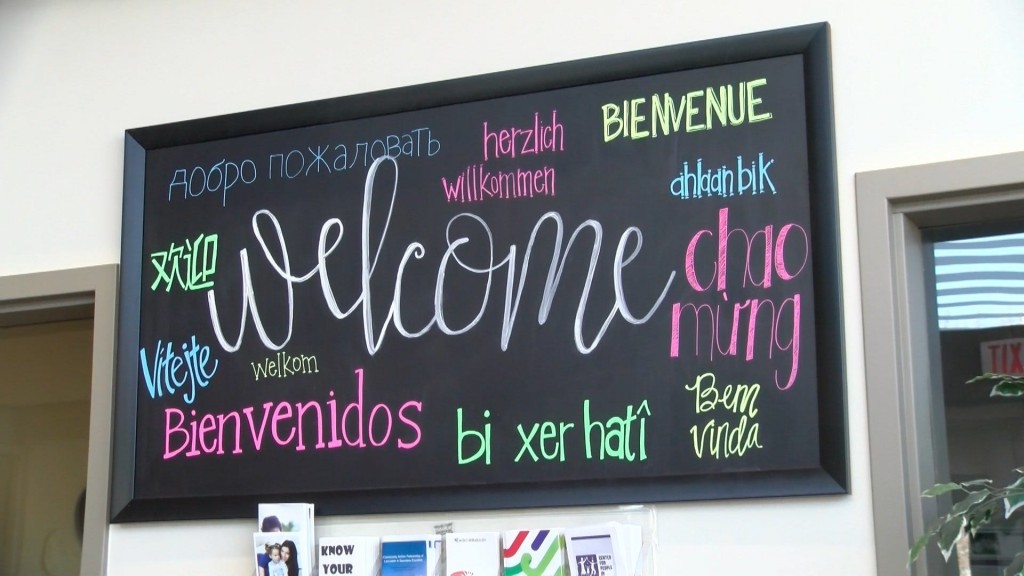 Educare Lincoln holds open house