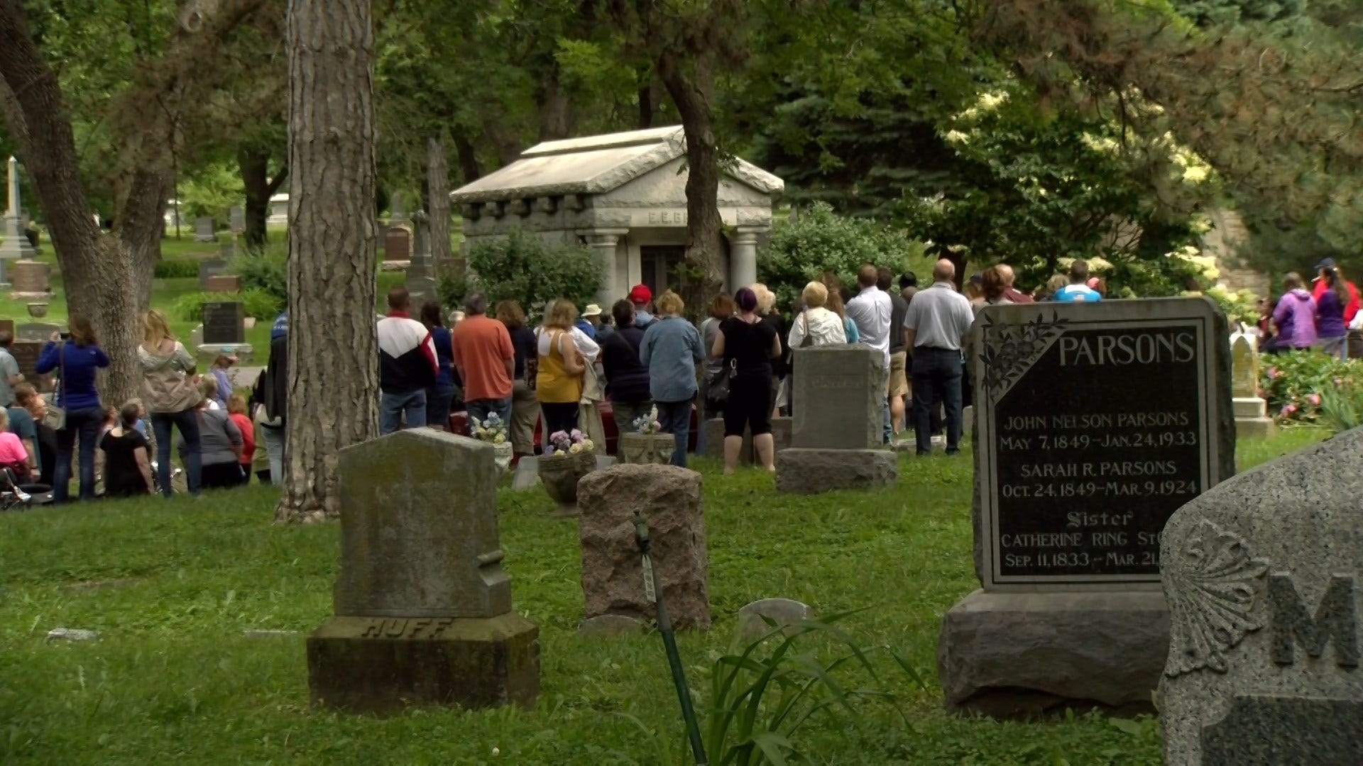 150 years old Wyuka Cemetery holds bi-annual tour