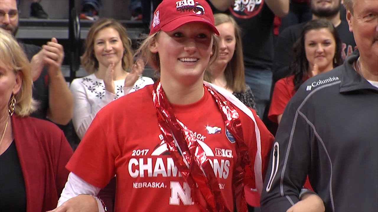 Kelly Hunter joins Husker volleyball coaching staff