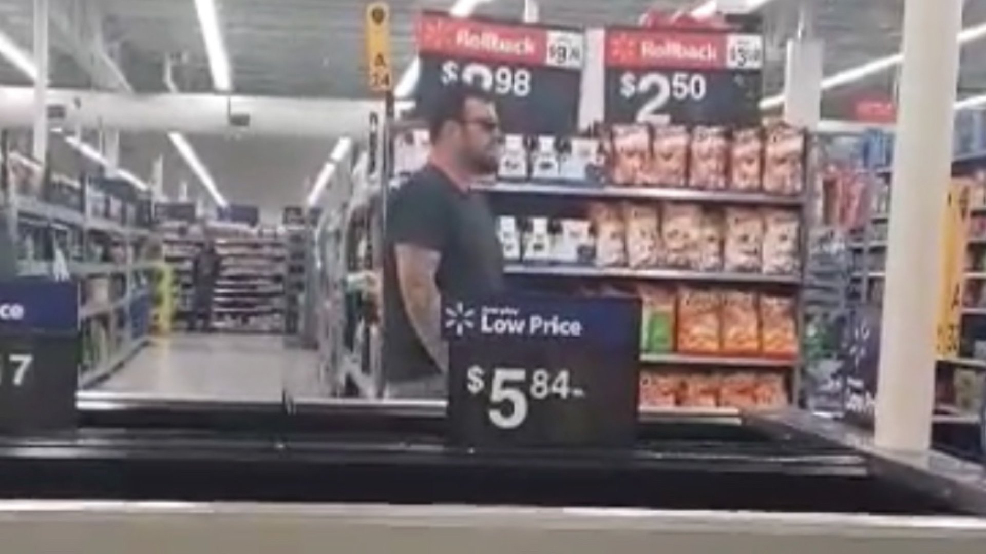 Lincoln men bring joy to local Walmart with the power of music