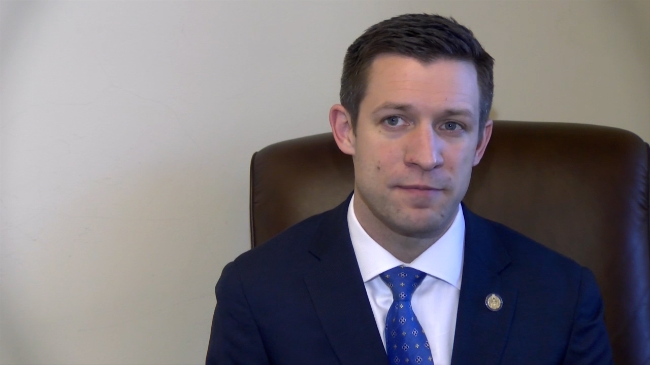 Lincoln senator says he's running for Lancaster County Attorney