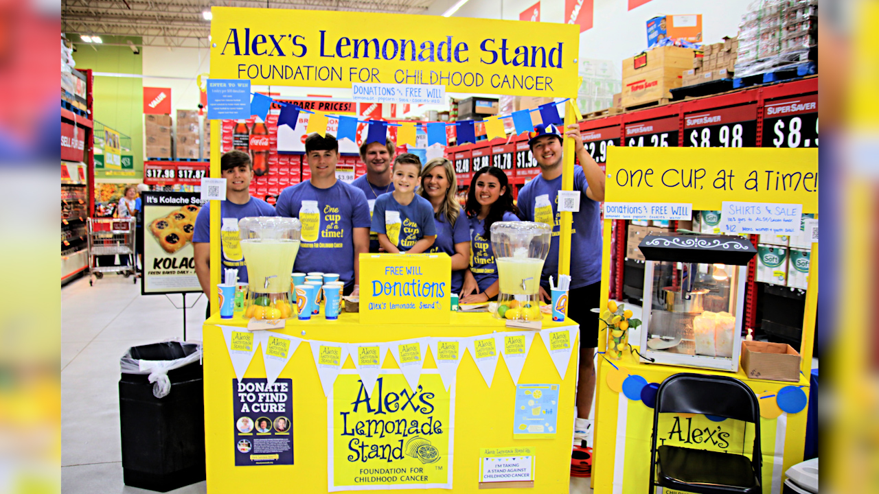 Lincoln family uses lemonade stand to fight pediatric cancer