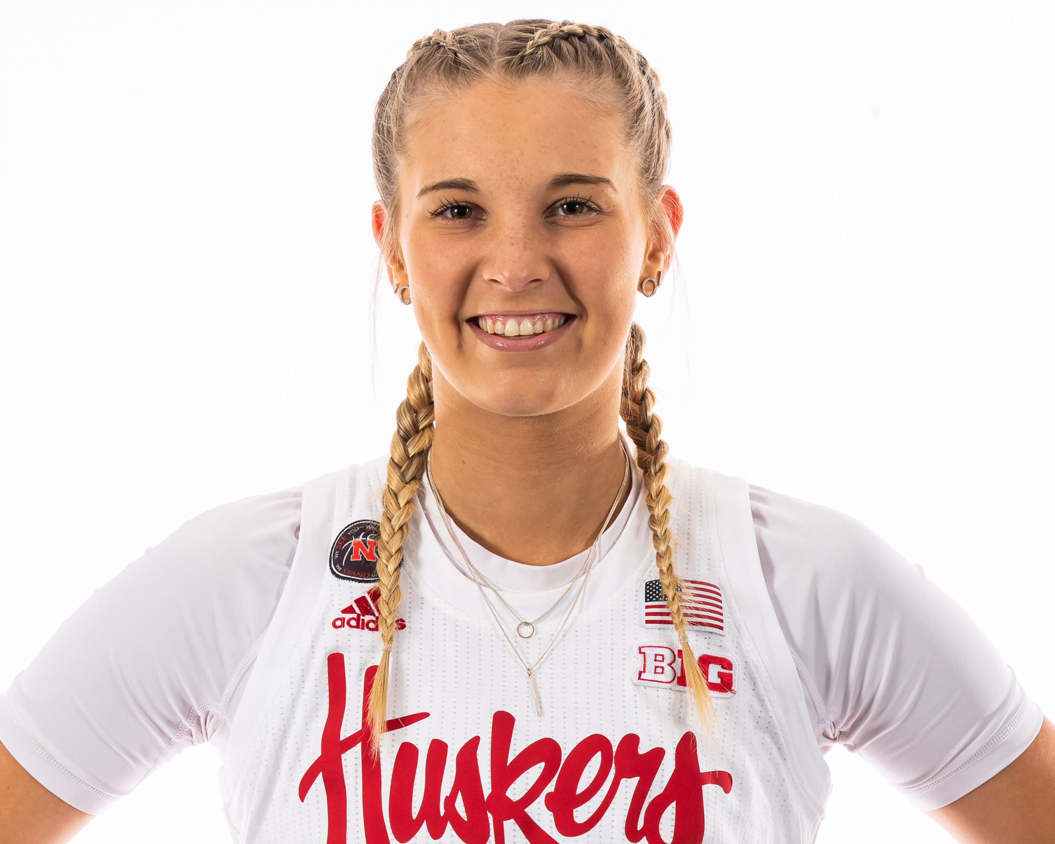 Shelley helps Huskers win holiday tournament against San Diego