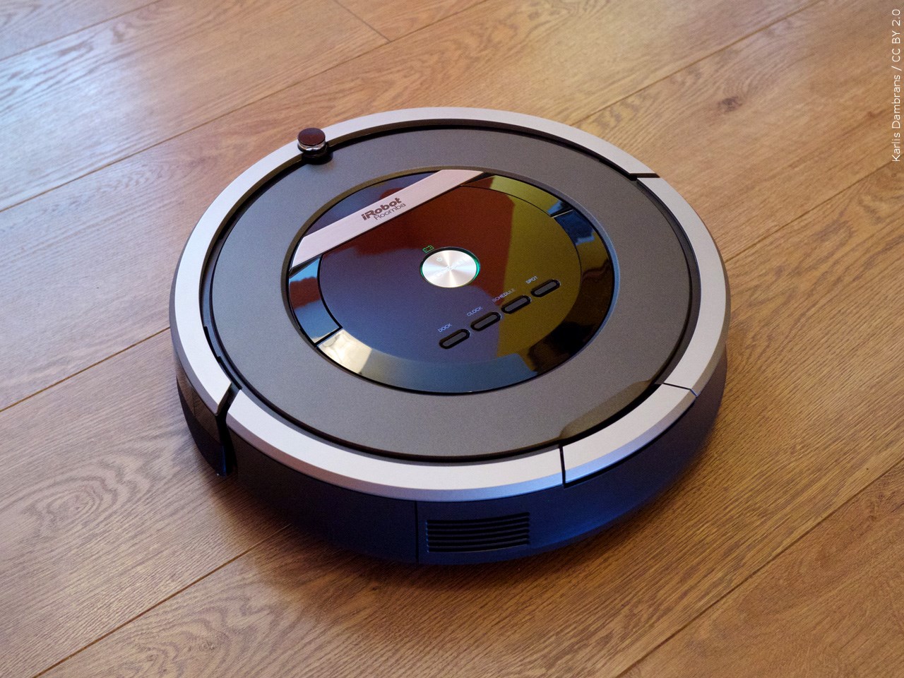 Nebraska family calls police on their Roomba thinking it was a burglar