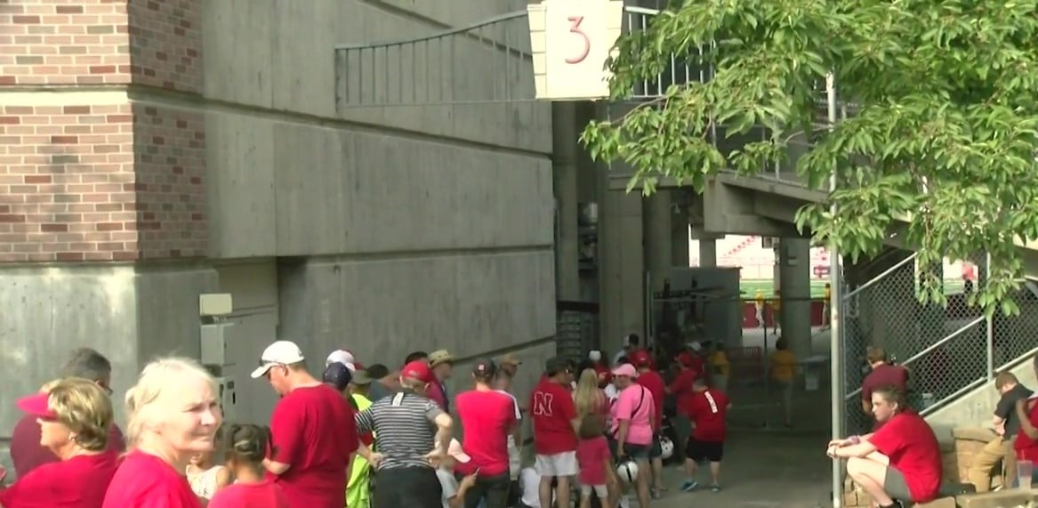 Hundreds of the Husker football faithful gather at fan day