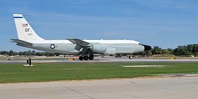 First aircraft lands on Offutt Air Force Base's newly constructed runway