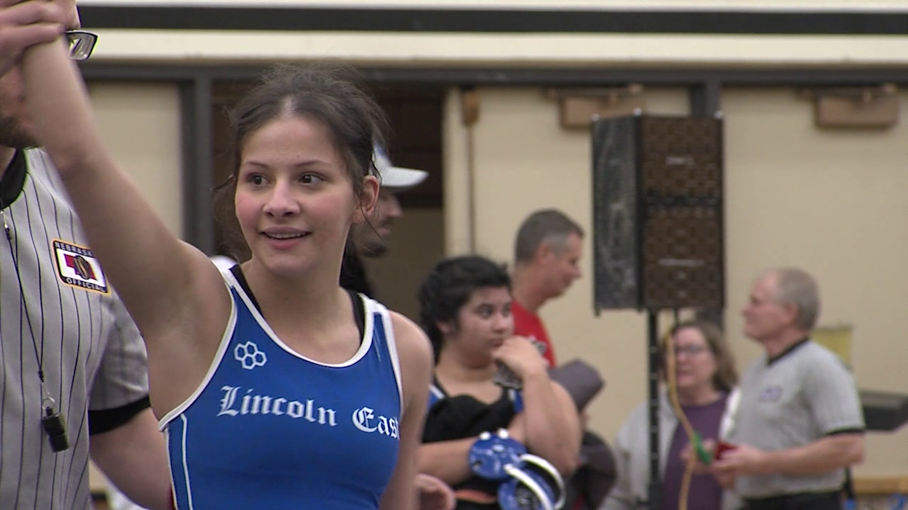 Lincoln holds first citywide girls wrestling meet
